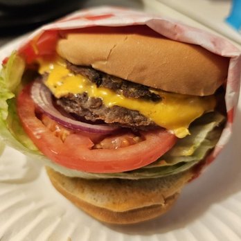 THE MONEY PIT DRIVE THRU - Updated June 2024 - 784 Photos & 994 Reviews ...