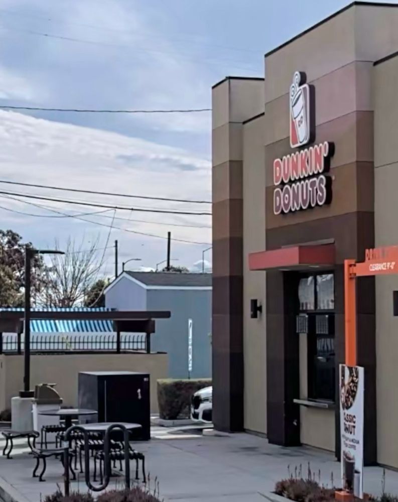 DUNKIN’ - Updated October 2025 - 70 Photos & 158 Reviews - 1326 W ...