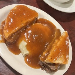 CARRIAGE CROSSING RESTAURANT AND BAKERY - Updated July 2024 - 154 ...