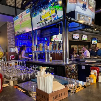 CRAFT BREWW CITY - Updated December 2024 - 272 Photos & 380 Reviews ...