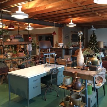 DANDY - Updated December 2025 - 50 Photos - 5020 W Vliet St, Milwaukee ...