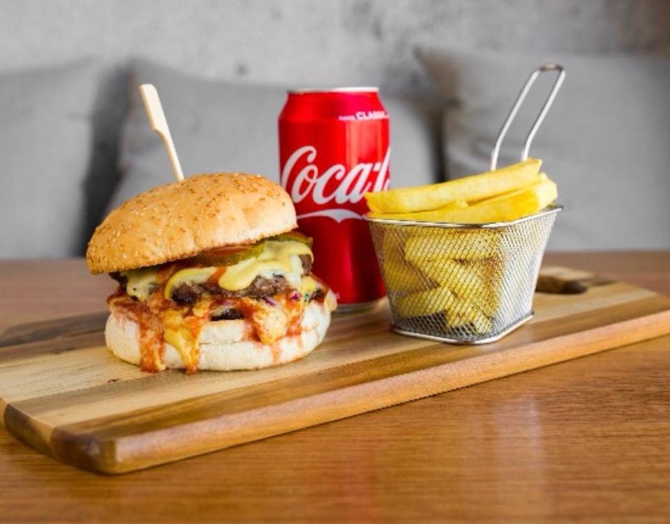 PADLOCK GRILL CAFE - 202/210 Latrobe Terrace, Geelong West Victoria ...