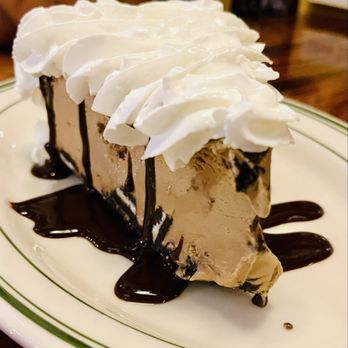 PINOCCHIO’S BAR & GRILL - Updated October 2025 - 248 Photos & 272 ...