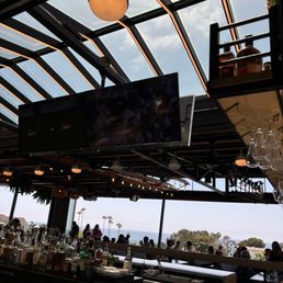 MONARCH OCEAN PUB - Updated February 2025 - 1218 Photos & 779 Reviews ...