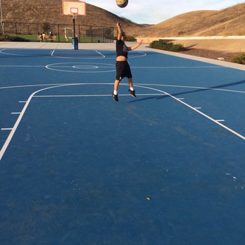 CAYETANO COMMUNITY PARK - Updated December 2025 - 42 Photos & 17 ...