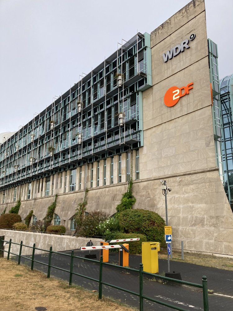 WDR STUDIO - Updated April 2025 - 12 Photos - Stromstr. 24, Düsseldorf ...