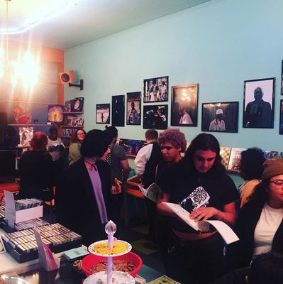 TOP-TEN RECORD SHOP - 12 Photos - 338 W Jefferson Blvd, Dallas, Texas ...