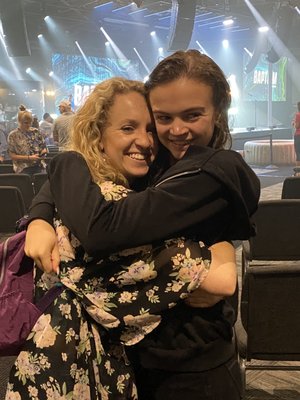 RED ROCKS CHURCH - PARK MEADOWS - Updated July 2025 - 16 Photos - 9995 ...