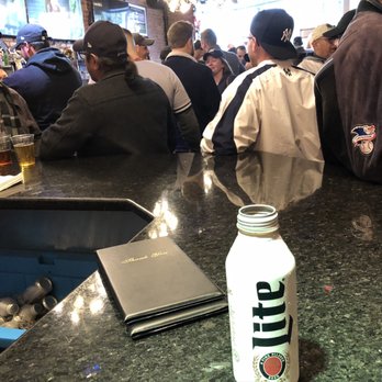 BILLY’S SPORTS BAR - Updated August 2024 - 175 Photos & 185 Reviews ...