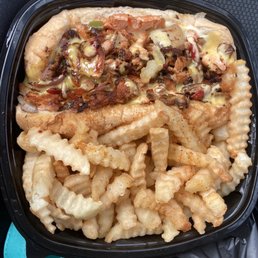 FRESH TREATS GOURMET BISTRO - Updated July 2025 - 140 Photos & 222 ...