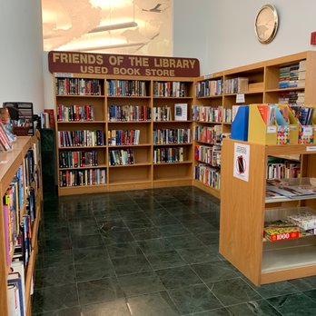 TARPON SPRINGS PUBLIC LIBRARY - Updated January 2026 - 10 Photos - 138 ...