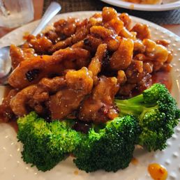 JIN 28 - Updated December 2025 - 288 Photos & 164 Reviews - 604 E N Ave ...