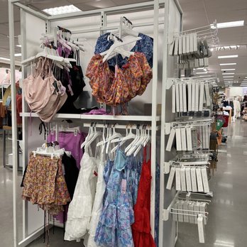 TARGET - Updated July 2024 - 563 Photos & 451 Reviews - 298 W McKinley ...