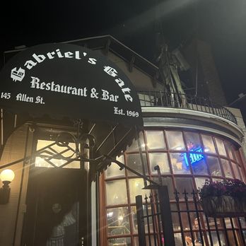 GABRIEL’S GATE - 730 Photos & 940 Reviews - 145 Allen St, Buffalo, New ...