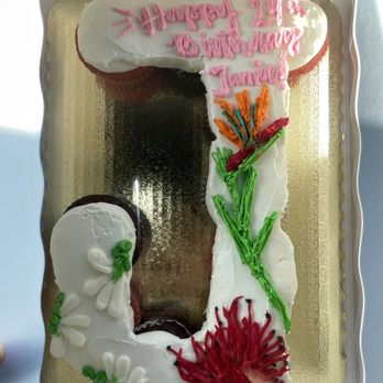 CAKE WORKS - 728 Photos & 528 Reviews - 2820 S King St, Honolulu ...