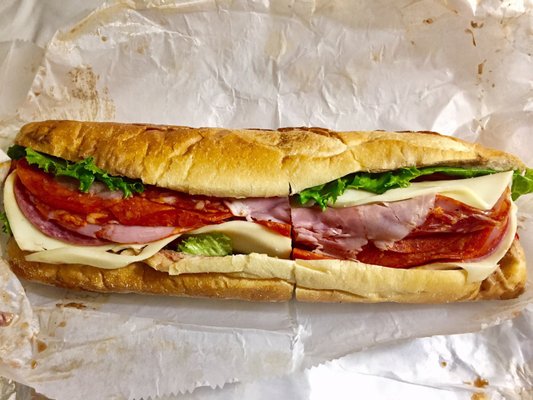 5TH AVENUE MARKET & DELI - Updated December 2025 - 41 Photos & 141 ...