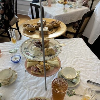 THE FANCY FINCH TEA COTTAGE - Updated June 2025 - 54 Photos - 3403 ...