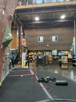 VERTICAL WORLD SEATTLE - Updated October 2025 - 33 Photos & 79 Reviews - 2330 W Commodore Way ...