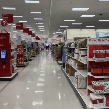 TARGET - Updated January 2025 - 108 Photos & 84 Reviews - 1951 W ...