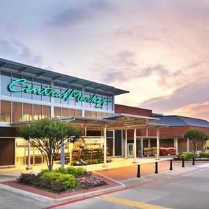 CENTRAL MARKET - Updated October 2025 - 747 Photos & 655 Reviews - 5750 ...