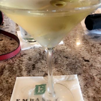 THE DIAMOND CLUB RESTAURANT AT EMBASSY SUITES - Updated October 2025 ...