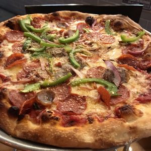 FIVE BOROUGHS PIZZA TAVERN - 81 Photos & 124 Reviews - Gastropubs ...