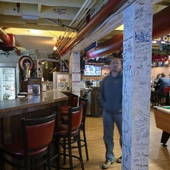 DOUBLE TAP PUB - Updated October 2025 - 84 Photos & 109 Reviews - 409 S ...