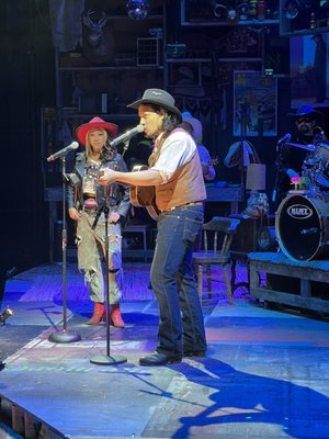 LOOKINGGLASS THEATRE - Updated October 2025 - 57 Photos & 126 Reviews ...