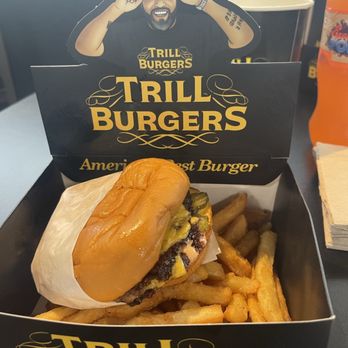 TRILL BURGERS - 645 Photos & 376 Reviews - 3607 S Shepherd Dr, Houston ...