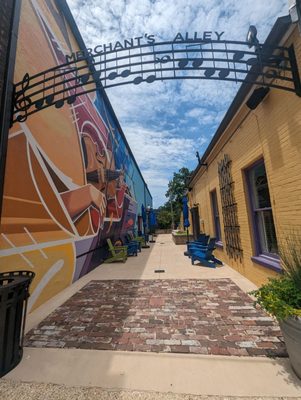 MERCHANTS ALLEY - Updated July 2024 - 20 Photos - 107 N Jefferson St ...