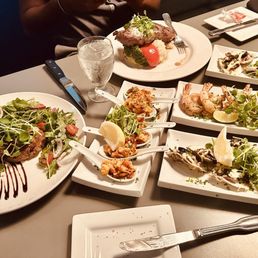 BIG FISH - Updated September 2025 - 32 Photos & 35 Reviews - 1717 ...