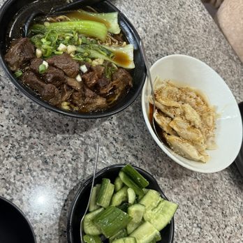 NINE WAY 玖味 - Updated 05/2025 - 171 Photos & 85 Reviews - 31509 Pacific ...