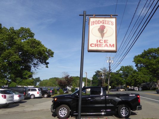 HODGIE’S ICE CREAM - 16 Photos & 99 Reviews - 71 Haverhill Rd, Amesbury ...
