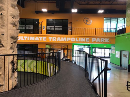ROCKIN’ JUMP TRAMPOLINE PARK - 130 Photos & 49 Reviews - 3520 Gravel ...