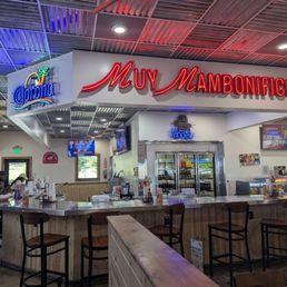 MAMBO SEAFOOD - MEDICAL CENTER - Updated December 2025 - 312 Photos ...