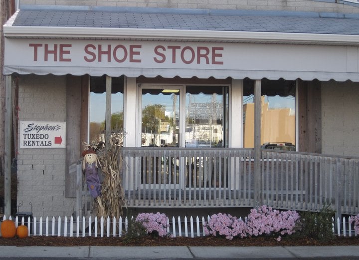 THE SHOE STORE - Updated September 2025 - 119 N 2nd Ave, Alpena ...