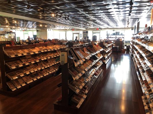 NEPTUNE CIGAR SUPERSTORE - Updated December 2025 - 29 Photos & 58 ...
