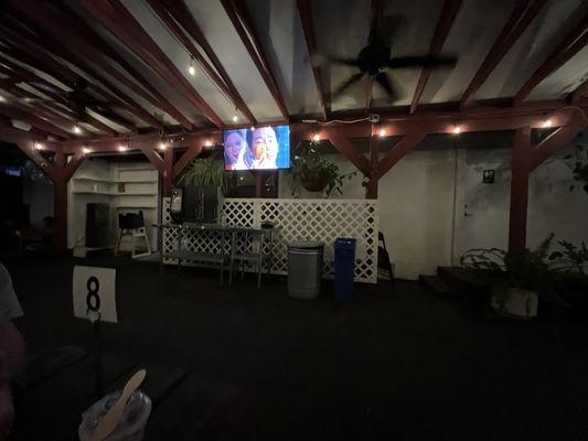 PARTY BURGER BY BOOZE BROTHERS BREWING - Updated November 2024 - 35 ...