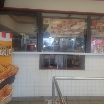 KFC - Updated August 2025 - 12 Reviews - 2853 Greenmount Ave, Baltimore ...