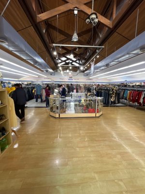 GOODWILL - Updated January 2026 - 44 Photos & 86 Reviews - 15703 ...