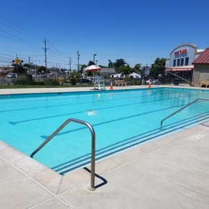 Donnelly Park - 17 Photos & 19 Reviews - Parks - 600 Pedras Rd, Turlock ...