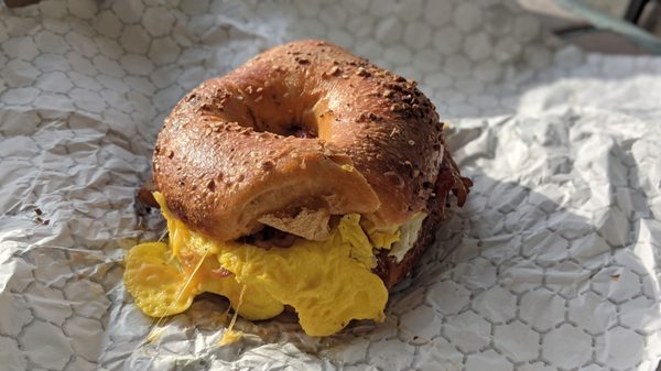 BARRIER ISLAND BAGELS - 187 Photos & 286 Reviews - 4716 N Croatan Hwy ...