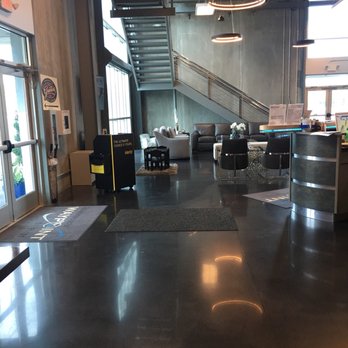 LUNKEN FLIGHT TRAINING CENTER - Updated December 2025 - 4500 Airport Rd ...