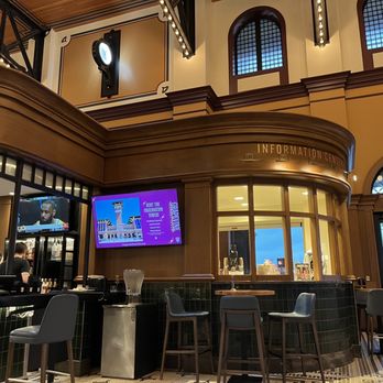 MAIN LINE COFFEE BAR - Updated October 2025 - 74 Photos & 27 Reviews ...