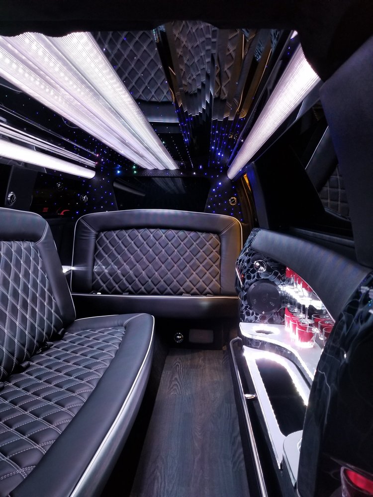 OFFICIAL LIMOUSINE - 29 Photos - 1 International Plaza Dr, Philadelphia ...