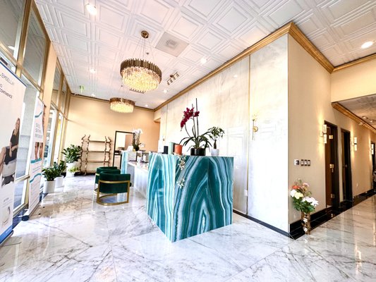 DELUXE MED SPA - Updated August 2024 - 231 Photos & 297 Reviews - 2646 ...