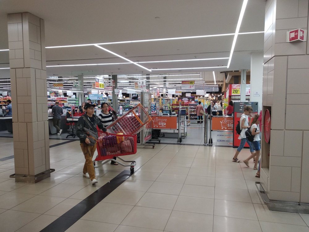 MODELO CONTINENTE - HIPERMERCADOS - Updated October 2025 - R. João ...