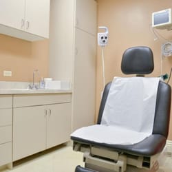 VIP URGENT CARE - 55 Photos & 481 Reviews - 18751 Ventura Blvd, Tarzana ...