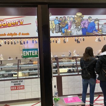 THE FUDGERY - Updated December 2025 - 55 Photos & 35 Reviews - 215 ...