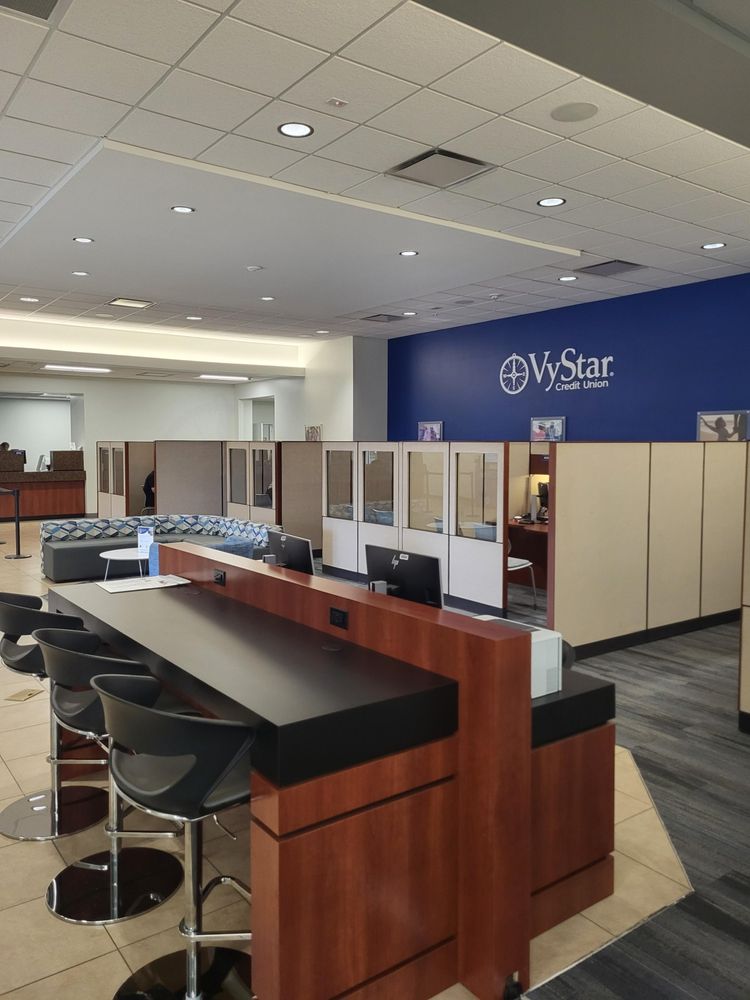 VYSTAR CREDIT UNION - Updated December 2025 - 1450 South Walnut St ...